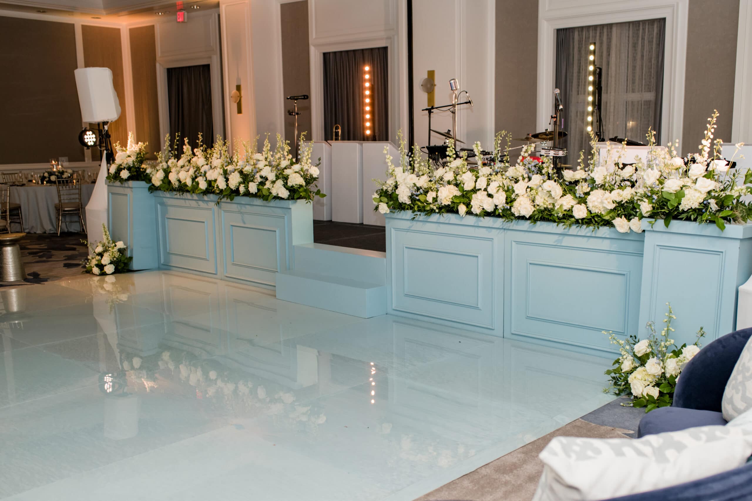 Jackson Stage Facade - Perch Decor